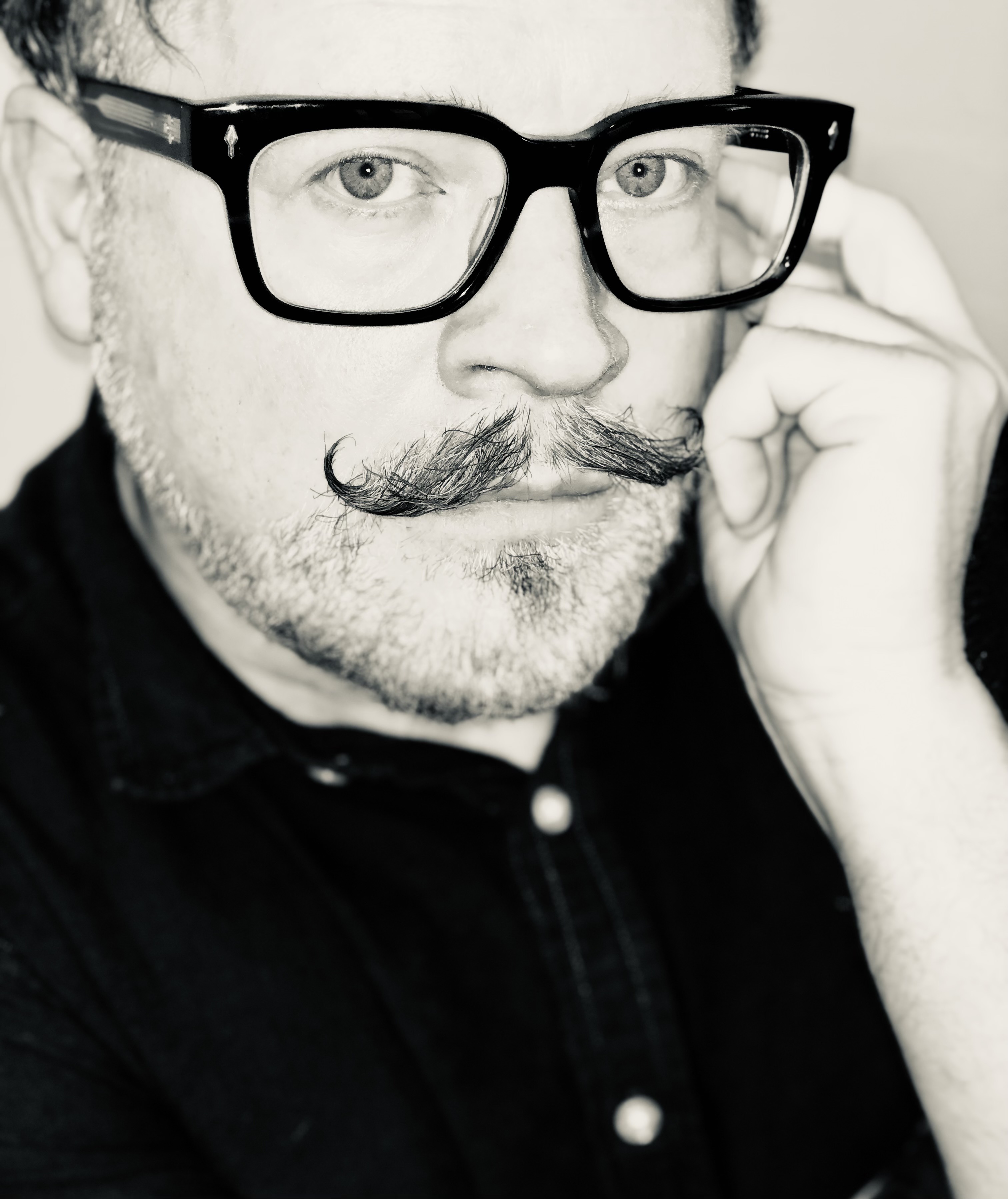 About – Derek Hurst